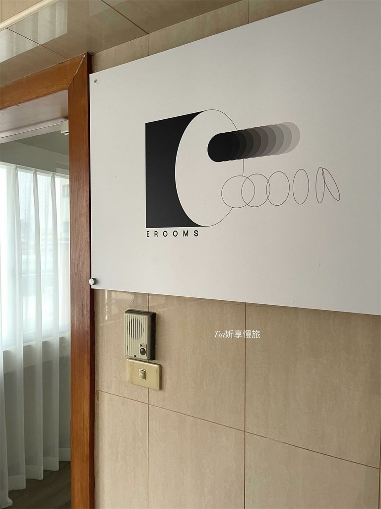 台北花藝課程｜蘢花 Jung Jung Flower 新手友善的棚裡框外花草派對DIY插花課 – Tia妡享慢旅