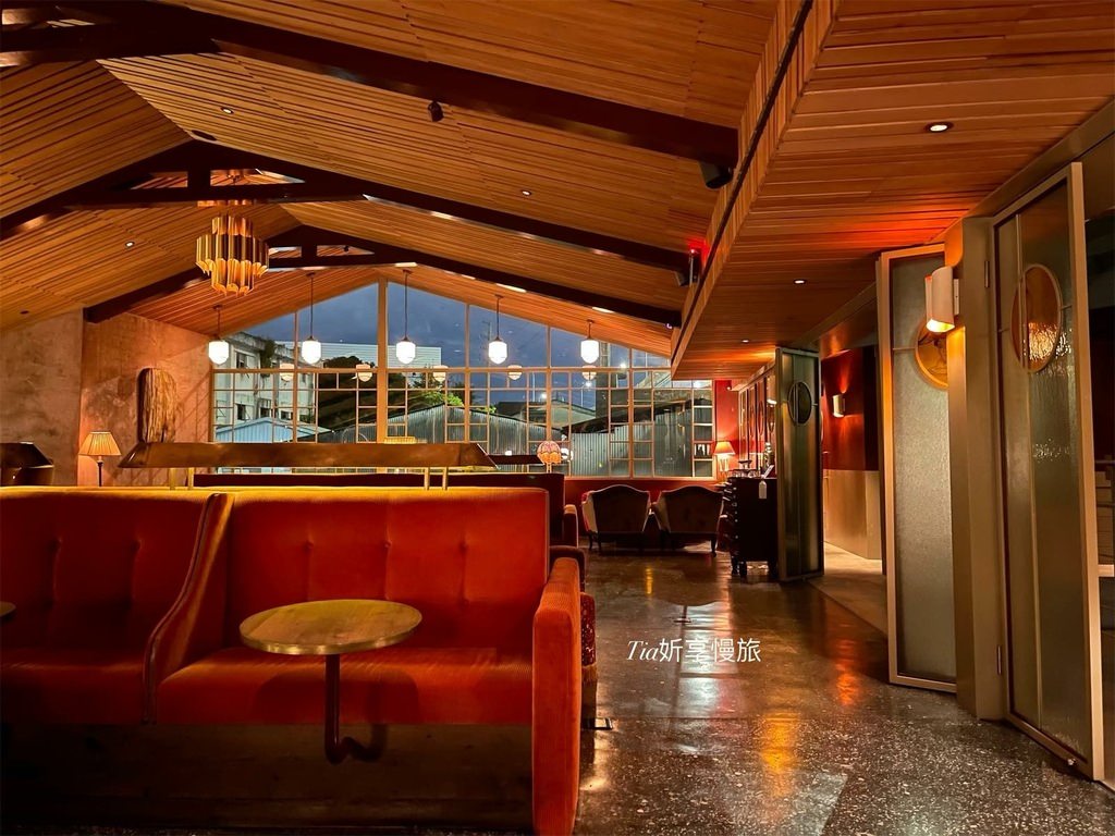 Staff Only Club｜已非會員制，隱密的公館二樓餐酒館酒吧（低消＄600） – Tia妡享慢旅